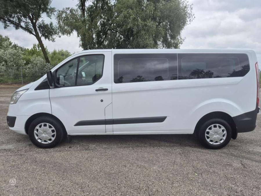 White Ford Transit Custom 2017 in Marijampole, with an engine capacity of 2.00 L and mileage of 220 thousand km for 12200 €, photo 1 on AUTOMOTO.COM.LV