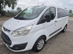White Ford Transit Custom 2017 in Marijampole, with an engine capacity of 2.00 L and mileage of 220 thousand km for 12200 €, photo 3 on AUTOMOTO.COM.LV