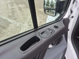 White Ford Transit Custom 2017 in Marijampole, with an engine capacity of 2.00 L and mileage of 220 thousand km for 12200 €, photo 17 on AUTOMOTO.COM.LV