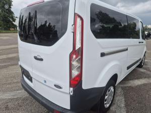 Balts Ford Transit Custom 2017 Marijampole, ar dzinēja tilpumu 2.00 L un nobraukumu 220 tūkst. km par 12500 €, foto 5 vietnē AUTOMOTO.COM.LV