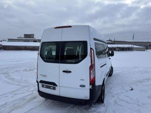 White Ford Transit Custom 2018 in Taurage, with an engine capacity of 2.00 L and mileage of 136 thousand km for 11300 €, photo 4 on AUTOMOTO.COM.LV