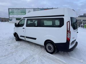 White Ford Transit Custom 2018 in Taurage, with an engine capacity of 2.00 L and mileage of 136 thousand km for 11300 €, photo 5 on AUTOMOTO.COM.LV
