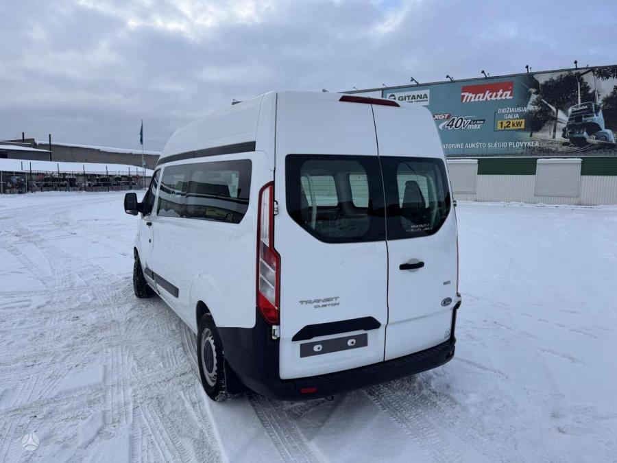 White Ford Transit Custom 2018 in Taurage, with an engine capacity of 2.00 L and mileage of 136 thousand km for 11300 €, photo 7 on AUTOMOTO.COM.LV
