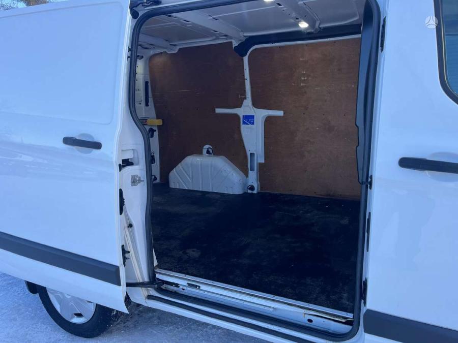 White Ford Transit Custom 2018 in Alytus, with an engine capacity of 2.00 L and mileage of 191 thousand km for 10648 €, photo 21 on AUTOMOTO.COM.LV