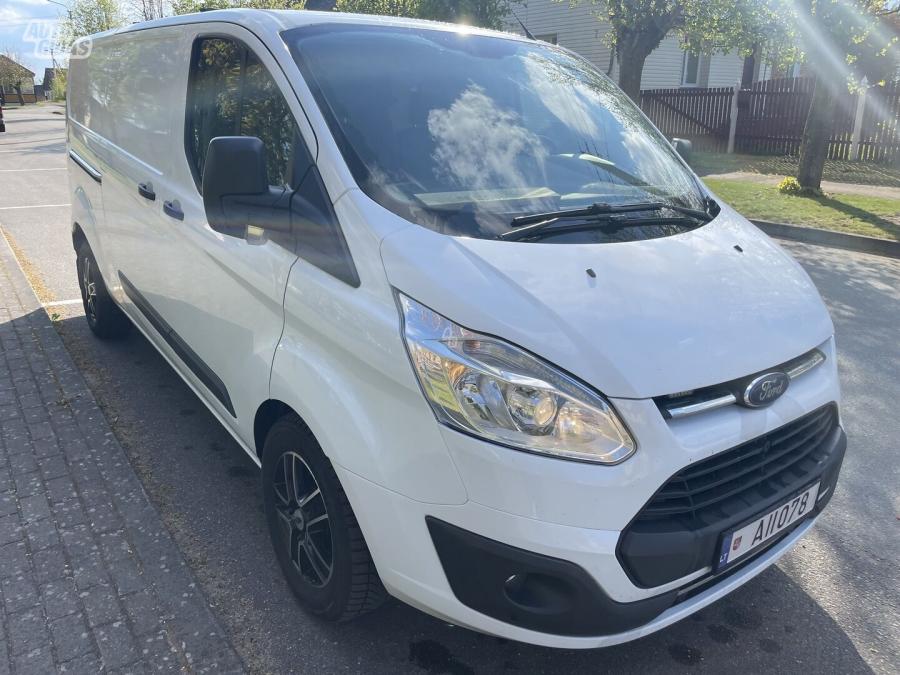 Balts Ford Transit Custom 2018 Šauļi, ar dzinēja tilpumu 2.00 L un nobraukumu 305 tūkst. km par 7050 €, foto 3 vietnē AUTOMOTO.COM.LV