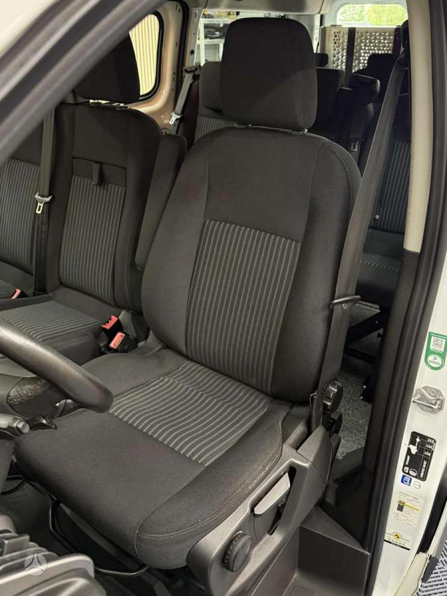 Balts Ford Transit Custom 2018 Marijampole, ar dzinēja tilpumu 2.00 L un nobraukumu 272 tūkst. km par 11450 €, foto 16 vietnē AUTOMOTO.COM.LV