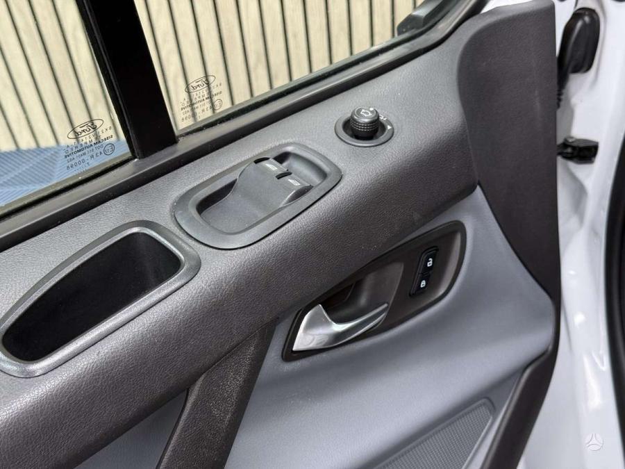 Balts Ford Transit Custom 2018 Marijampole, ar dzinēja tilpumu 2.00 L un nobraukumu 272 tūkst. km par 11450 €, foto 20 vietnē AUTOMOTO.COM.LV