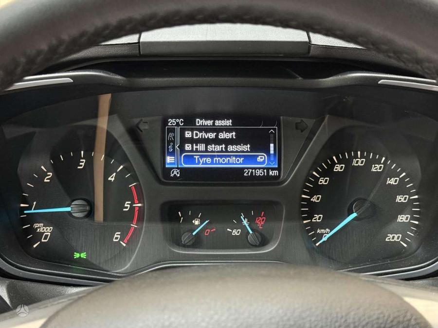 Balts Ford Transit Custom 2018 Marijampole, ar dzinēja tilpumu 2.00 L un nobraukumu 272 tūkst. km par 11450 €, foto 24 vietnē AUTOMOTO.COM.LV