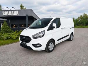 Balts Ford Transit Custom 2018 Pakruojis, ar dzinēja tilpumu 2.00 L un nobraukumu 183 tūkst. km par 7400 €, foto  vietnē AUTOMOTO.COM.LV
