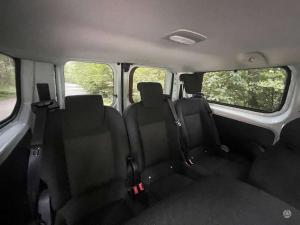 White Ford Transit Custom 2018 in Klaipeda, with an engine capacity of 2.00 L and mileage of 263 thousand km for 16000 €, photo 8 on AUTOMOTO.COM.LV