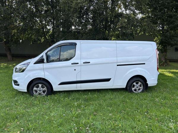 Balts Ford Transit Custom 2018 Kretinga, ar dzinēja tilpumu 2.00 L un nobraukumu 194 tūkst. km par 11850 €, foto 5 vietnē AUTOMOTO.COM.LV