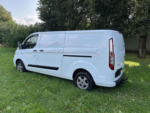 Balts Ford Transit Custom 2018 Kretinga, ar dzinēja tilpumu 2.00 L un nobraukumu 194 tūkst. km par 11850 €, foto 6 vietnē AUTOMOTO.COM.LV