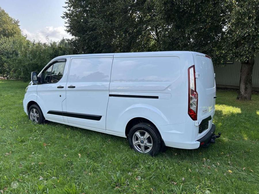 Balts Ford Transit Custom 2018 Kretinga, ar dzinēja tilpumu 2.00 L un nobraukumu 194 tūkst. km par 11850 €, foto 7 vietnē AUTOMOTO.COM.LV