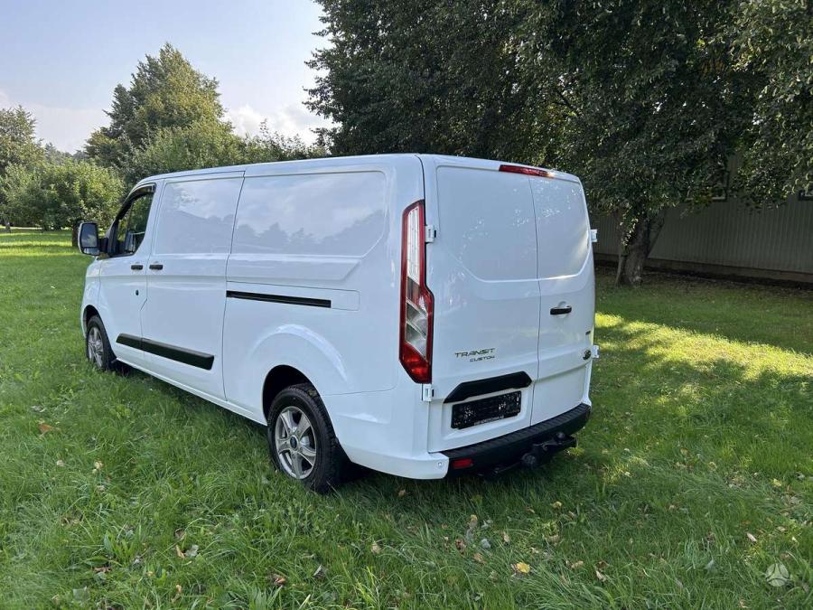 Balts Ford Transit Custom 2018 Kretinga, ar dzinēja tilpumu 2.00 L un nobraukumu 194 tūkst. km par 11850 €, foto 8 vietnē AUTOMOTO.COM.LV