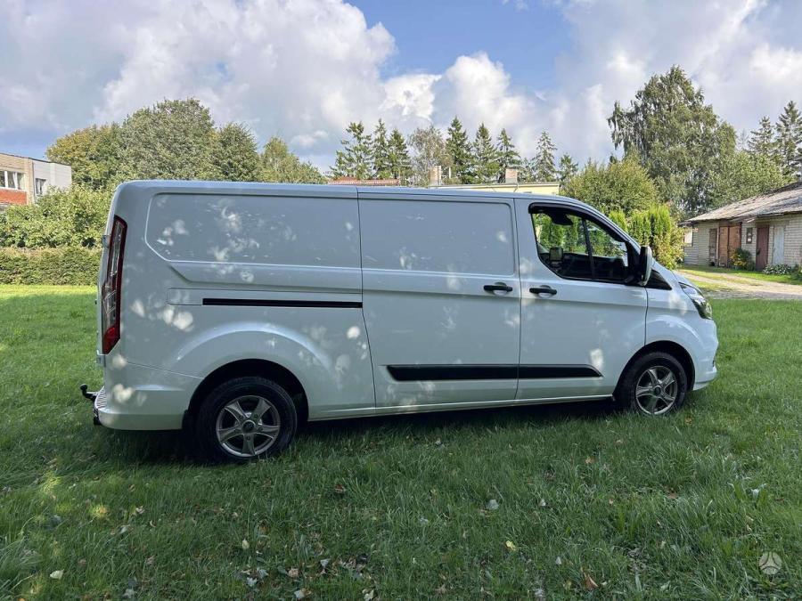 Balts Ford Transit Custom 2018 Kretinga, ar dzinēja tilpumu 2.00 L un nobraukumu 194 tūkst. km par 11850 €, foto 11 vietnē AUTOMOTO.COM.LV