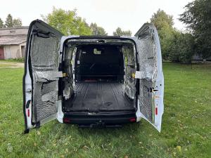 Balts Ford Transit Custom 2018 Kretinga, ar dzinēja tilpumu 2.00 L un nobraukumu 194 tūkst. km par 11850 €, foto 32 vietnē AUTOMOTO.COM.LV