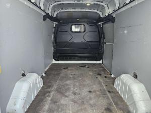 Balts Ford Transit Custom 2018 Pakruojis, ar dzinēja tilpumu 2.00 L un nobraukumu 183 tūkst. km par 7600 €, foto 8 vietnē AUTOMOTO.COM.LV