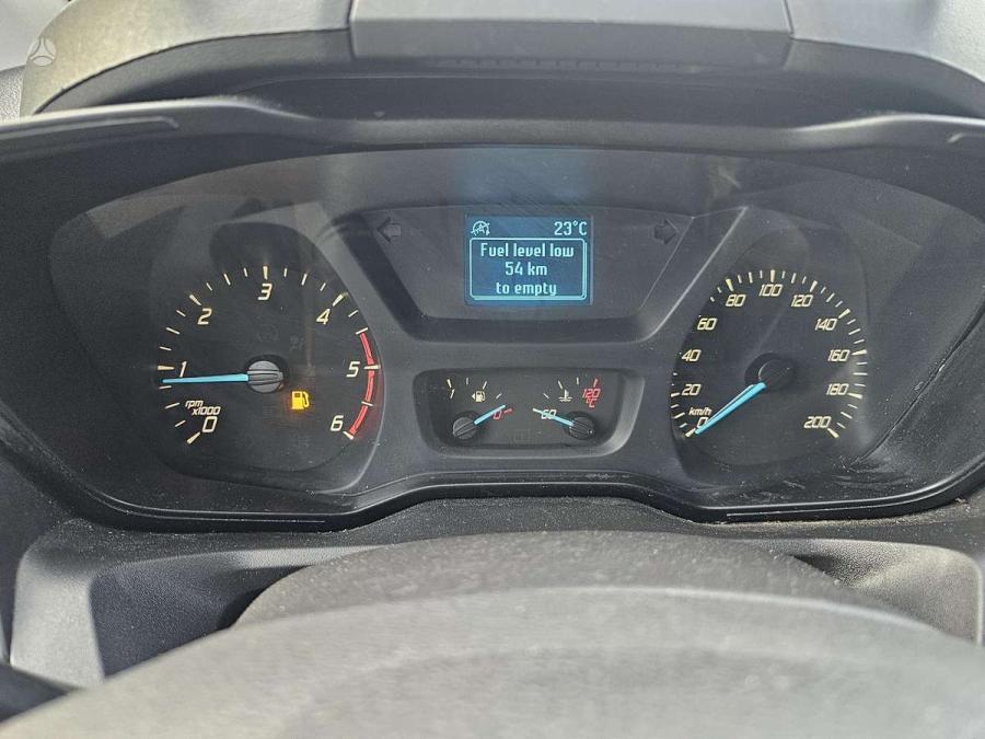 Balts Ford Transit Custom 2018 Pakruojis, ar dzinēja tilpumu 2.00 L un nobraukumu 183 tūkst. km par 7600 €, foto 15 vietnē AUTOMOTO.COM.LV