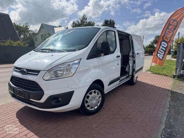 Ford Transit Custom 2018 in Kaunas on AUTOMOTO.COM.LV White Ford Transit Custom 2018 in Kaunas, with an engine capacity of 2.00 L and mileage of 243 thousand km for 6999 €, photo 1 on AUTOMOTO.COM.LV