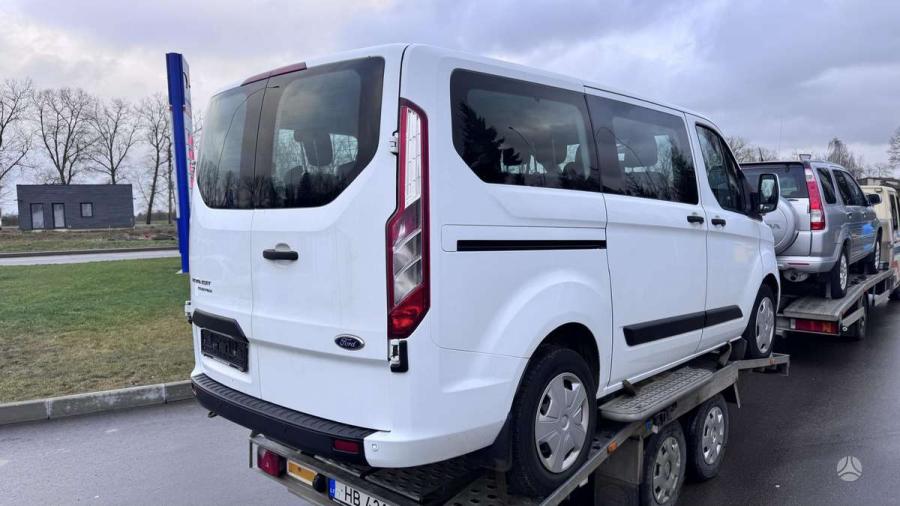 Balts Ford Transit Custom 2019 Kelmė, ar dzinēja tilpumu 2.00 L un nobraukumu 229 tūkst. km par 11500 €, foto 3 vietnē AUTOMOTO.COM.LV