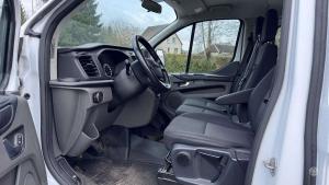 Balts Ford Transit Custom 2019 Kelmė, ar dzinēja tilpumu 2.00 L un nobraukumu 229 tūkst. km par 11500 €, foto 9 vietnē AUTOMOTO.COM.LV