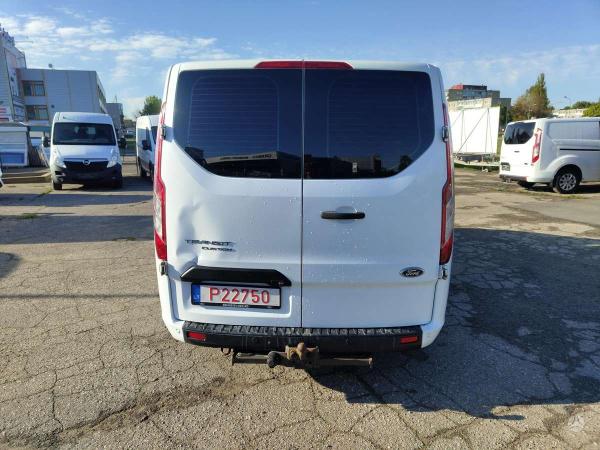 Balts Ford Transit Custom 2019 Klaipėda, ar dzinēja tilpumu 2.00 L un nobraukumu 225 tūkst. km par 9900 €, foto 4 vietnē AUTOMOTO.COM.LV