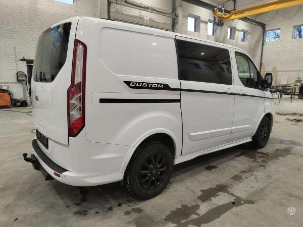 Balts Ford Transit Custom 2019 Klaipėda, ar dzinēja tilpumu 2.00 L un nobraukumu 98 tūkst. km par 13500 €, foto 5 vietnē AUTOMOTO.COM.LV