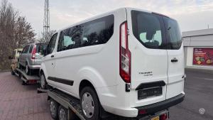 White Ford Transit Custom 2019 in Kelme, with an engine capacity of 2.00 L and mileage of 228 thousand km for 11300 €, photo 2 on AUTOMOTO.COM.LV