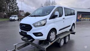Balts Ford Transit Custom 2019 Kelmė, ar dzinēja tilpumu 2.00 L un nobraukumu 226 tūkst. km par 11200 €, foto  vietnē AUTOMOTO.COM.LV