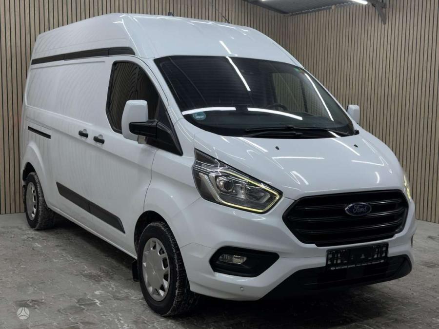 Balts Ford Transit Custom 2019 Marijampole, ar dzinēja tilpumu 2.00 L un nobraukumu 191 tūkst. km par 11900 €, foto 1 vietnē AUTOMOTO.COM.LV