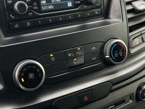 Balts Ford Transit Custom 2019 Kauņa, ar dzinēja tilpumu 2.00 L un nobraukumu 112 tūkst. km par 14971 €, foto 15 vietnē AUTOMOTO.COM.LV