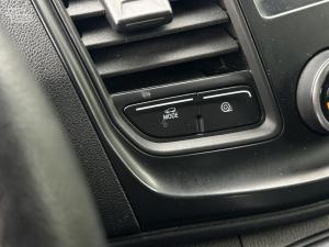 Balts Ford Transit Custom 2019 Kauņa, ar dzinēja tilpumu 2.00 L un nobraukumu 112 tūkst. km par 14971 €, foto 17 vietnē AUTOMOTO.COM.LV