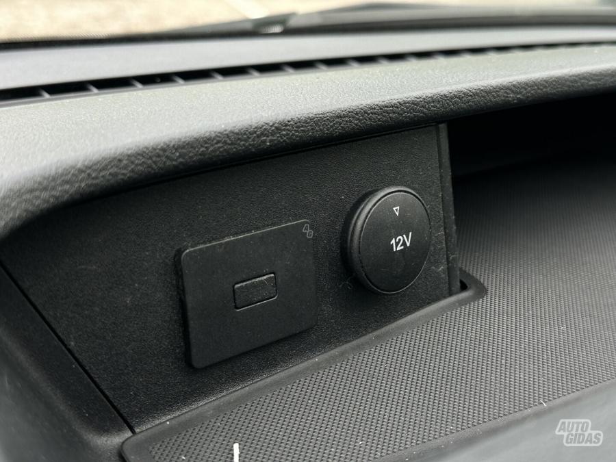 Balts Ford Transit Custom 2019 Kauņa, ar dzinēja tilpumu 2.00 L un nobraukumu 112 tūkst. km par 14971 €, foto 20 vietnē AUTOMOTO.COM.LV