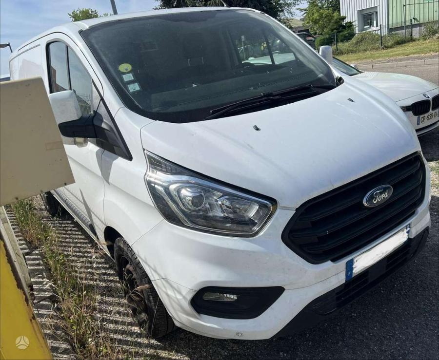 Balts Ford Transit Custom 2019 Tauragė, ar dzinēja tilpumu 2.00 L un nobraukumu 265 tūkst. km par 4990 €, foto 5 vietnē AUTOMOTO.COM.LV