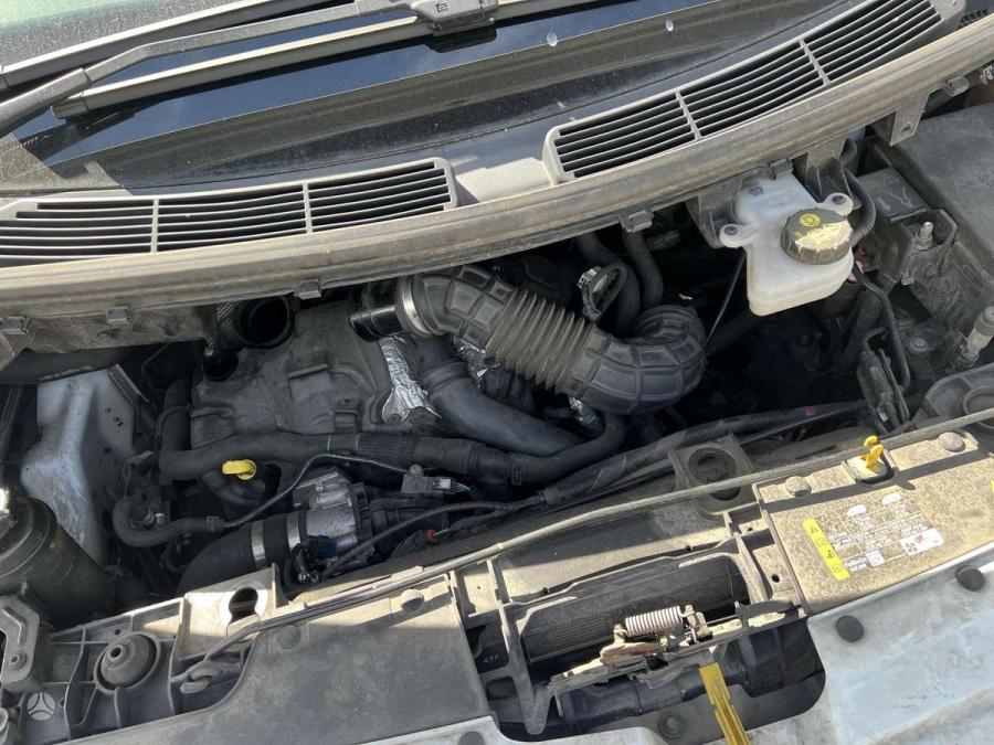 Balts Ford Transit Custom 2019 Tauragė, ar dzinēja tilpumu 2.00 L un nobraukumu 265 tūkst. km par 4990 €, foto 7 vietnē AUTOMOTO.COM.LV