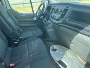 Balts Ford Transit Custom 2019 Tauragė, ar dzinēja tilpumu 2.00 L un nobraukumu 265 tūkst. km par 4990 €, foto 9 vietnē AUTOMOTO.COM.LV