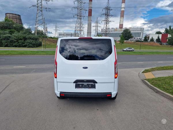 White Ford Transit Custom 2019 in Kaunas, with an engine capacity of 2.00 L and mileage of 203 thousand km for 15990 €, photo 8 on AUTOMOTO.COM.LV