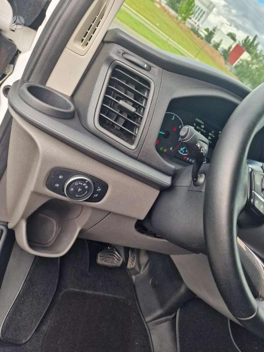 Balts Ford Transit Custom 2019 Kauņa, ar dzinēja tilpumu 2.00 L un nobraukumu 203 tūkst. km par 15990 €, foto 16 vietnē AUTOMOTO.COM.LV