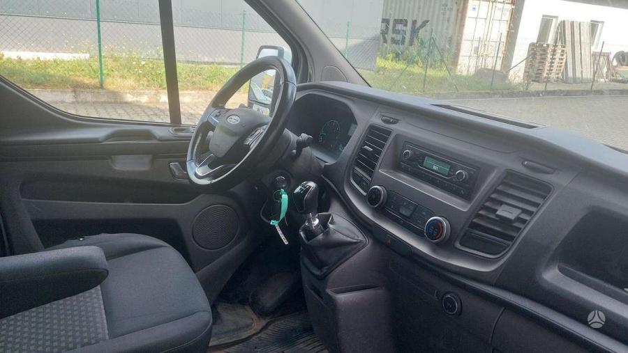 Balts Ford Transit Custom 2019 Panevēža, ar dzinēja tilpumu 2.00 L un nobraukumu 180 tūkst. km par 6500 €, foto 10 vietnē AUTOMOTO.COM.LV