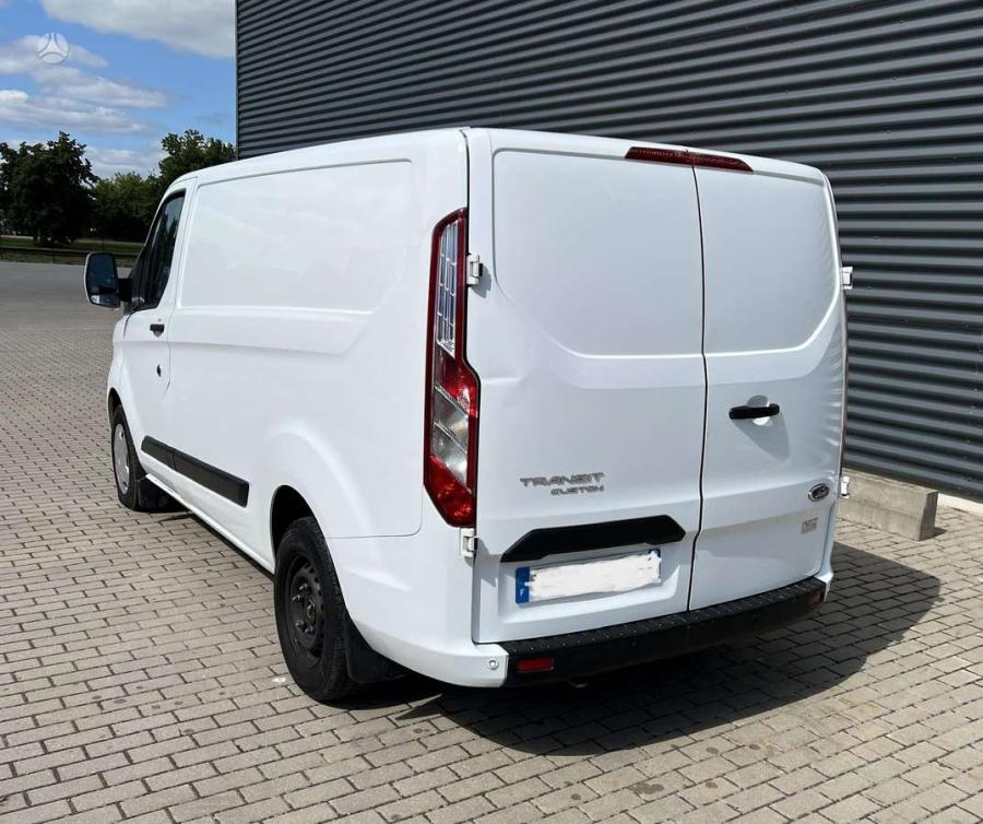Balts Ford Transit Custom 2019 Tauragė, ar dzinēja tilpumu 2.00 L un nobraukumu 270 tūkst. km par 8500 €, foto 11 vietnē AUTOMOTO.COM.LV