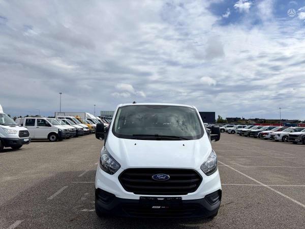 Balts Ford Transit Custom 2019 Viļņa, ar dzinēja tilpumu 2.00 L un nobraukumu 108 tūkst. km par 19900 €, foto 2 vietnē AUTOMOTO.COM.LV