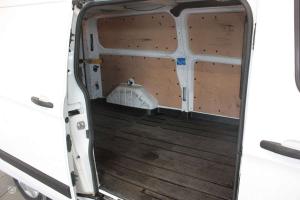Balts Ford Transit Custom 2019 Kauņa, ar dzinēja tilpumu 2.00 L un nobraukumu 299 tūkst. km par 8900 €, foto 8 vietnē AUTOMOTO.COM.LV