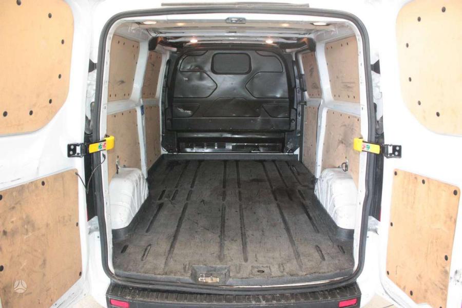 Balts Ford Transit Custom 2019 Kauņa, ar dzinēja tilpumu 2.00 L un nobraukumu 299 tūkst. km par 8900 €, foto 11 vietnē AUTOMOTO.COM.LV