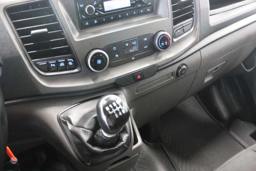 Balts Ford Transit Custom 2019 Kauņa, ar dzinēja tilpumu 2.00 L un nobraukumu 299 tūkst. km par 8900 €, foto 22 vietnē AUTOMOTO.COM.LV