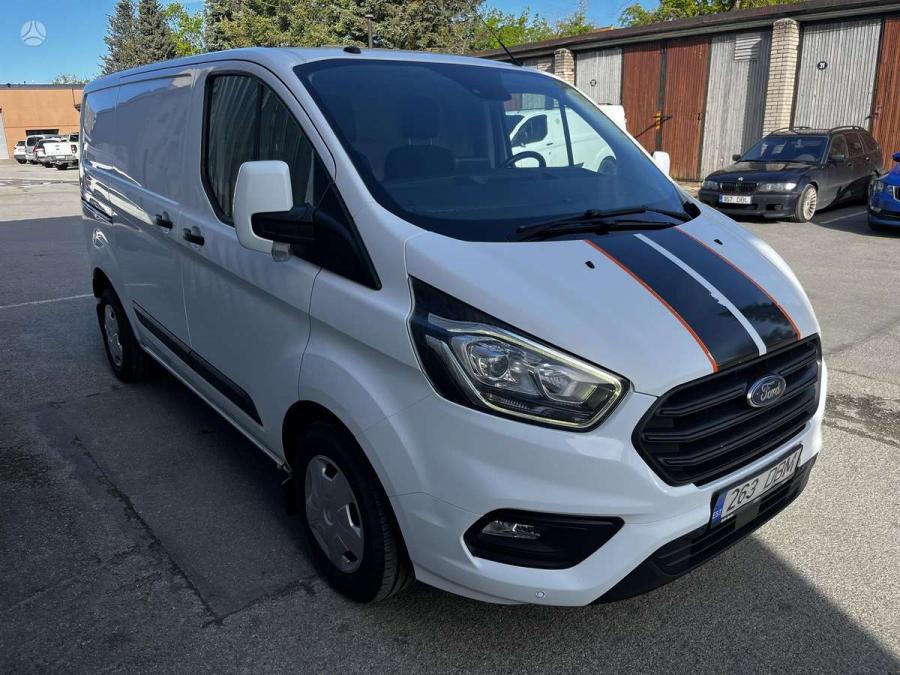 White Ford Transit Custom 2019 in Tallinn, with an engine capacity of 2.00 L and mileage of 280 thousand km for 9999 €, photo 4 on AUTOMOTO.COM.LV