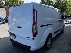 White Ford Transit Custom 2019 in Tallinn, with an engine capacity of 2.00 L and mileage of 280 thousand km for 9999 €, photo 5 on AUTOMOTO.COM.LV