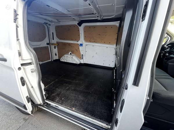 White Ford Transit Custom 2019 in Tallinn, with an engine capacity of 2.00 L and mileage of 280 thousand km for 9999 €, photo 7 on AUTOMOTO.COM.LV