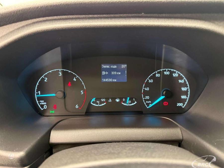 White Ford Transit Custom 2019 in Vilnius, with an engine capacity of 1.96 L and mileage of 144 thousand km for 11900 €, photo 11 on AUTOMOTO.COM.LV