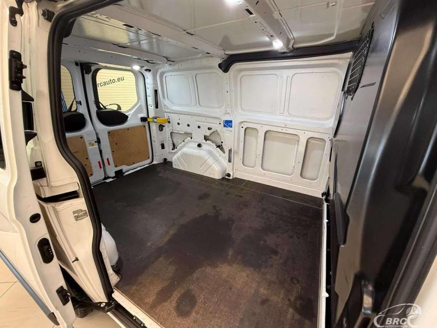 White Ford Transit Custom 2019 in Vilnius, with an engine capacity of 1.96 L and mileage of 144 thousand km for 11900 €, photo 14 on AUTOMOTO.COM.LV