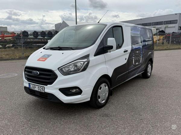 Ford Transit Custom 2019 in Kaunas on AUTOMOTO.COM.LV White Ford Transit Custom 2019 in Kaunas, with an engine capacity of 2.00 L and mileage of 344 thousand km for 8000 €, photo 1 on AUTOMOTO.COM.LV